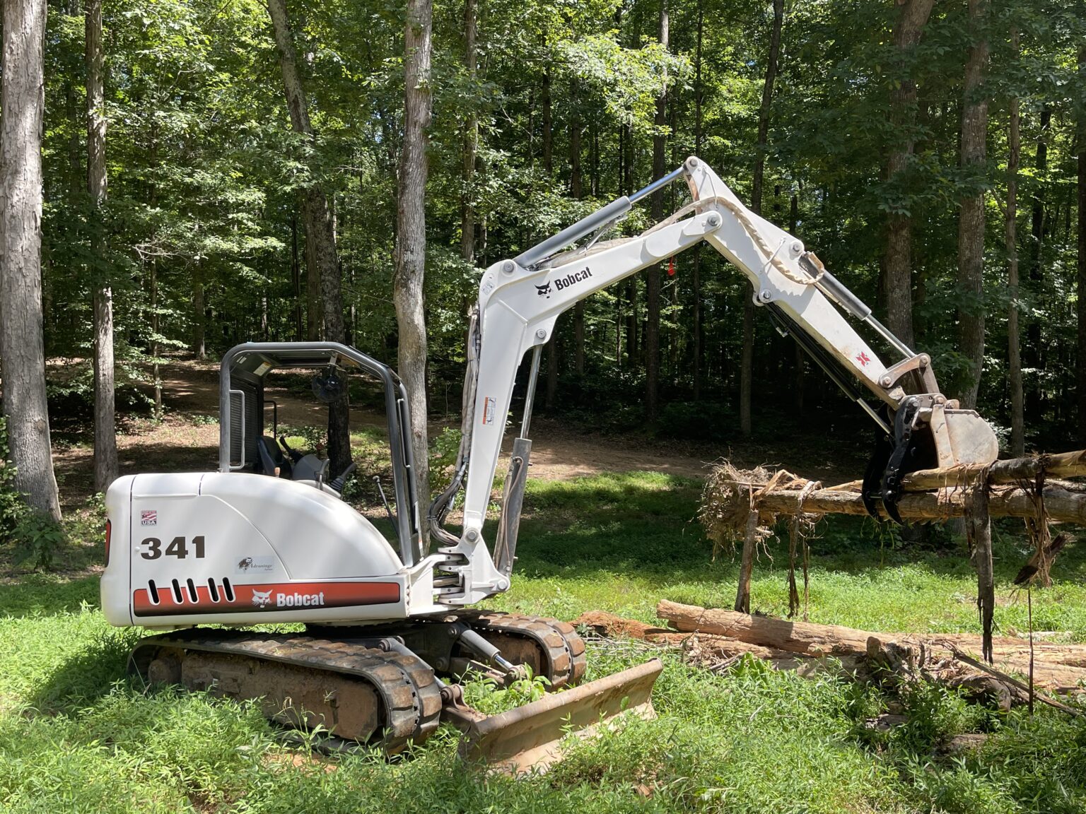 Bobcat 337 & 341 Pin-on Hydraulic Excavator thumb w/ Hoses - Ox Thumbs