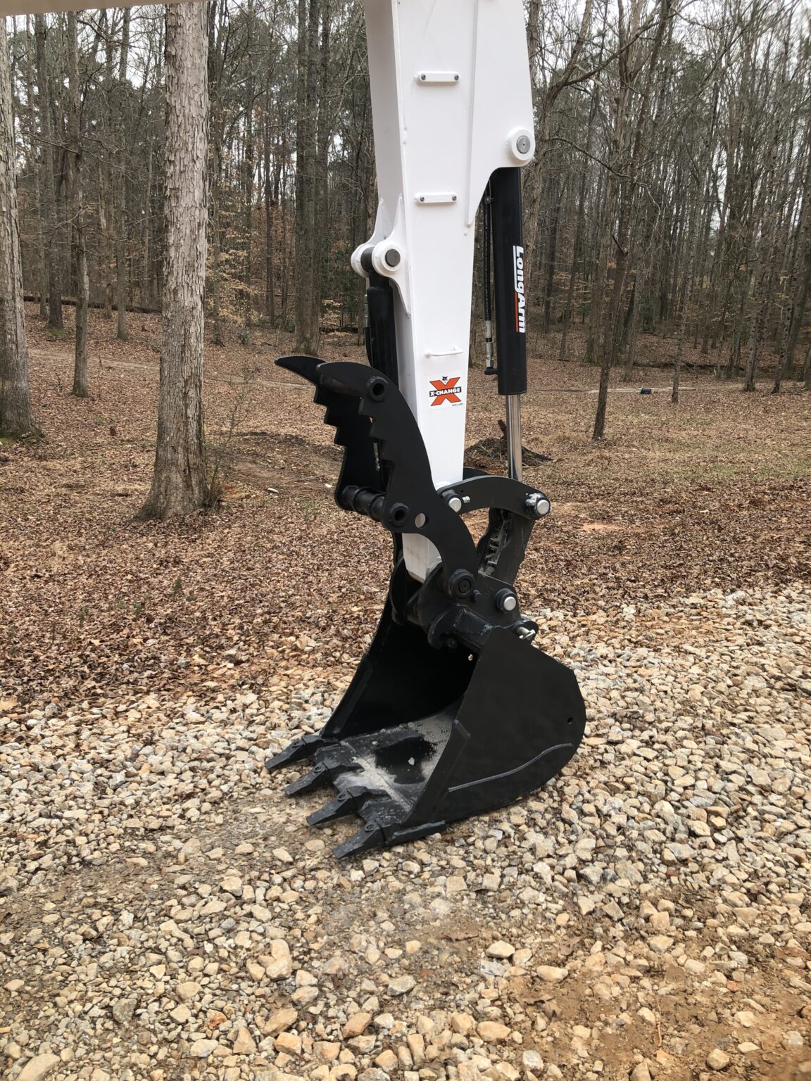 Bobcat E42-E45-E50-E55-E60 Pin-on Hydraulic Excavator Thumb w/ Hoses - Ox Thumbs