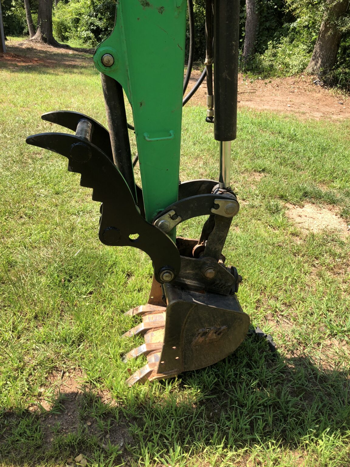 Bobcat E32 & E35 Hydraulic Excavator Thumb Kit - Ox Thumbs